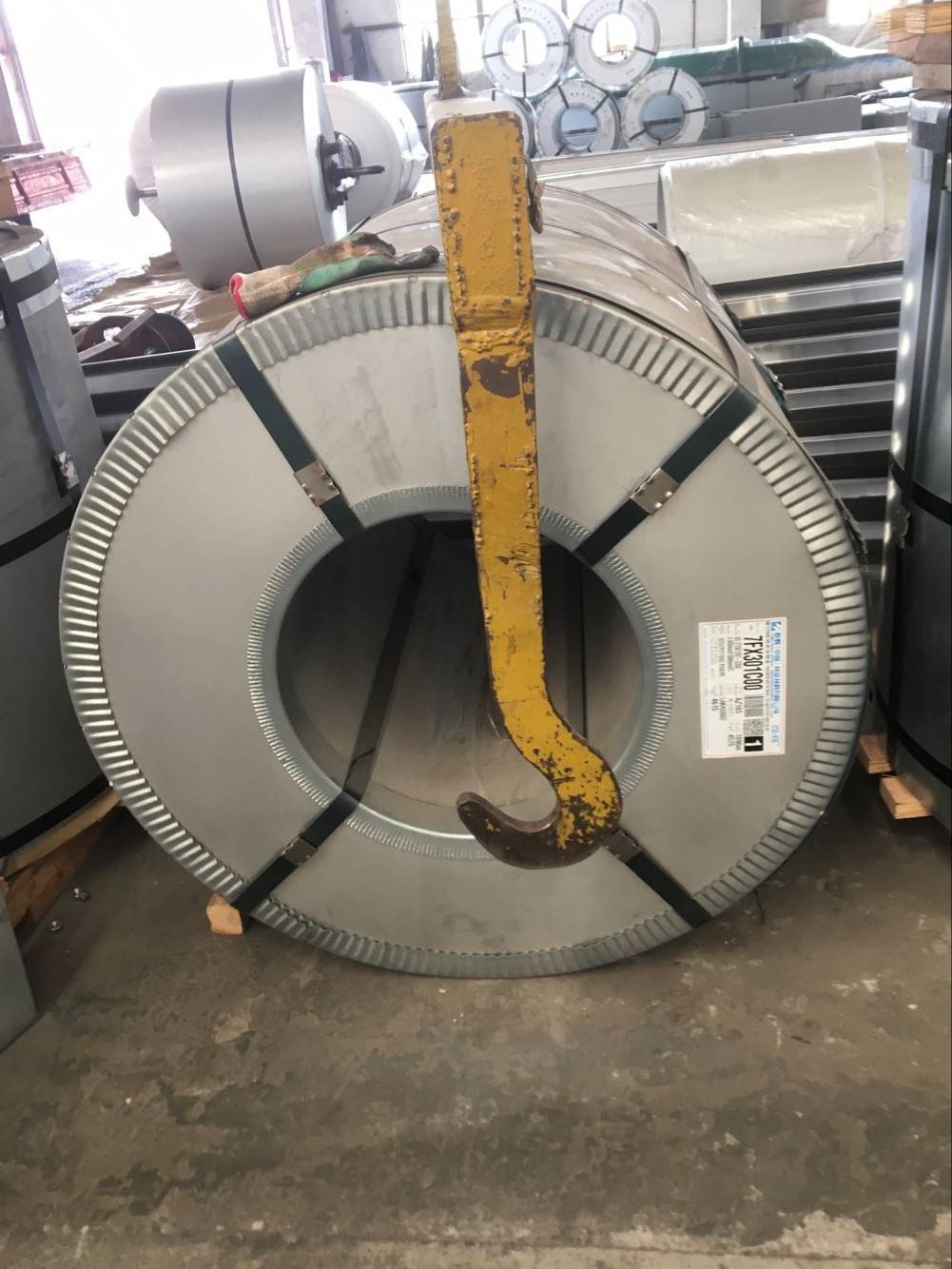 聚偏二氟乙烯PVF2材料烨辉彩钢板，高品质氟碳烨辉彩涂板