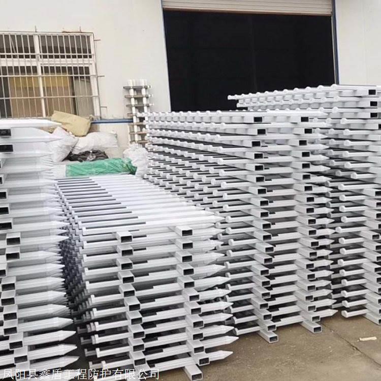 曲靖pvc绿化护栏厂家_pvc护栏_凤阳县鑫盾工程防护有限公司销售部